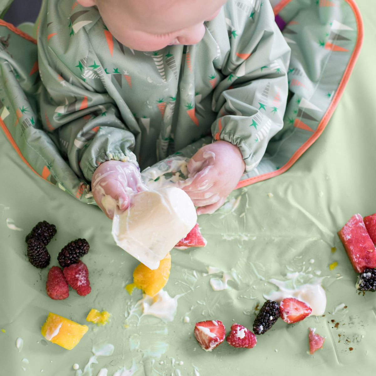 Messy weaning tips and hints – Tidy Tot